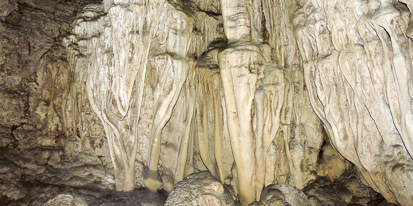 Baratang Island Limestone Caves: Nature’s Own Secluded Retreat - TripXL