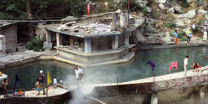Indian Hot Springs: Witness The Magic Of Geothermal Gems- TripXL
