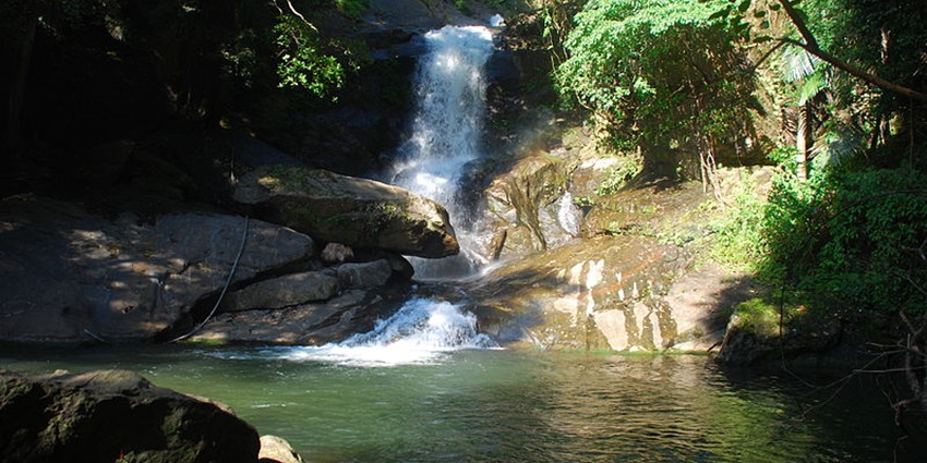 Meenvallam Waterfalls: One Of The Most Beautiful Waterfalls - TripXL