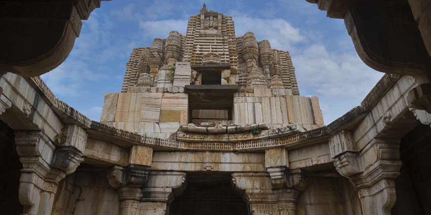 Top 5 Temples In Jammu And Kashmir For A Spiritual Ambience - TripXL