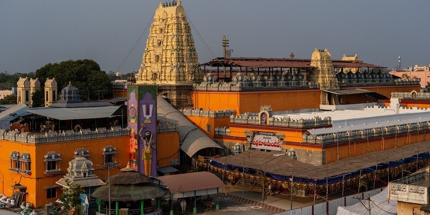 Bhadrachalam Temple: The Ancient Hindu Shrine Of Telangana - TripXL