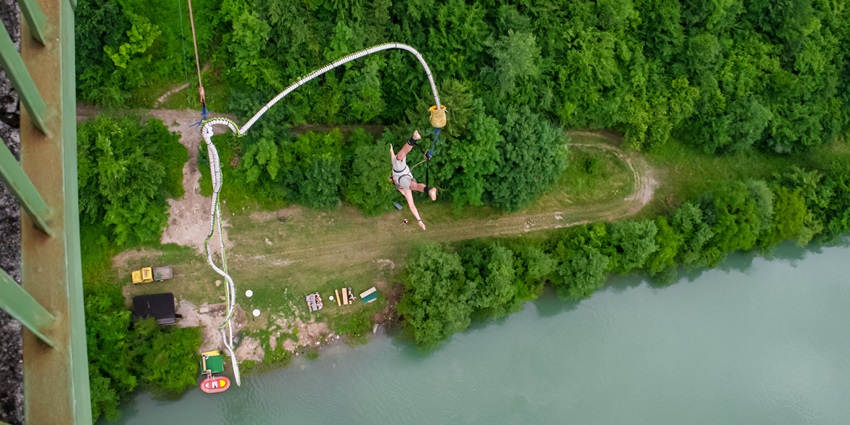 Bungee Jumping Dubai: Experience The Rush Of Adrenaline - TripXL