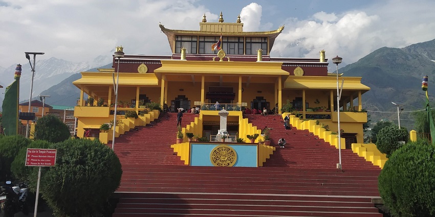Gyuto Tantric Monastery Temple: A Famous Buddhist Shrine - TripXL