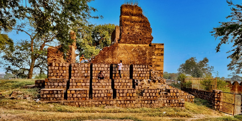 Ratanpur Fort: A Historical Gem In Chhatisgarh For Visitors - TripXL
