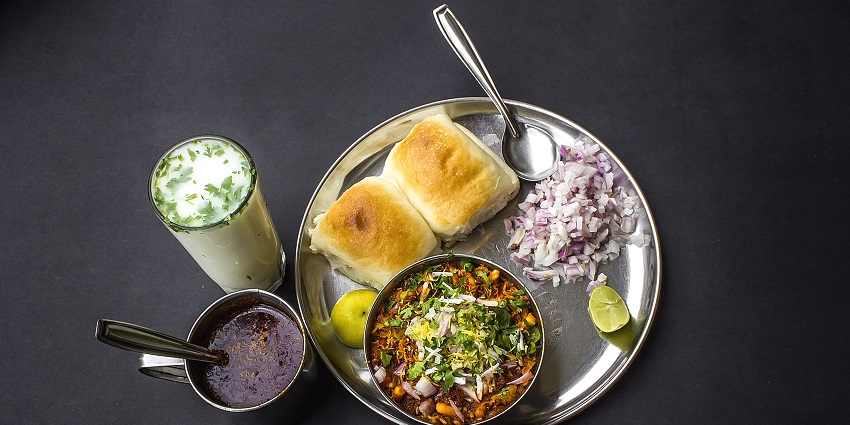 Best Food In Mahabaleshwar: The Taste Of Maharashtrian Fare - TripXL