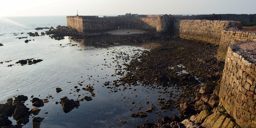 Sindhudurg Fort: A Testament To An Architectural Marvel - TripXL