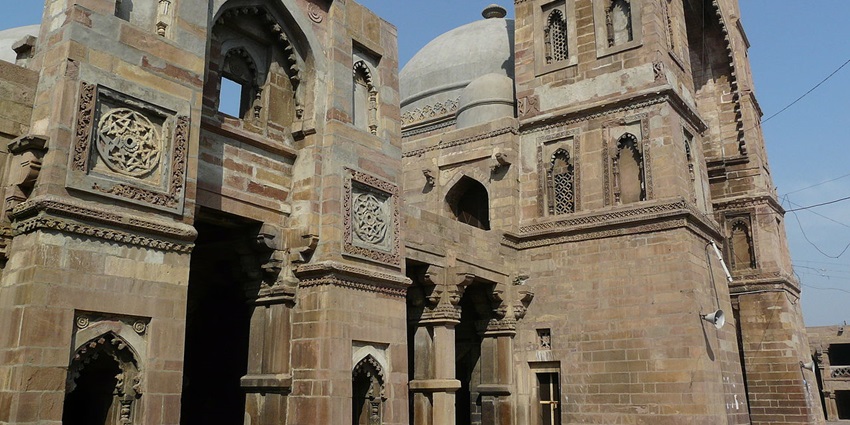 Atala Mosque: Discover Architectural Masterpiece In Jaunpur - TripXL