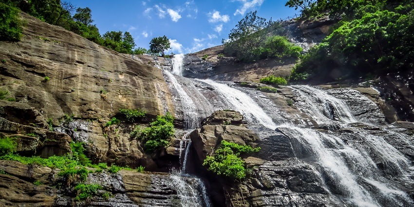 Courtallam Waterfalls: Chasing The Sound Of Cascading Beauty - TripXL