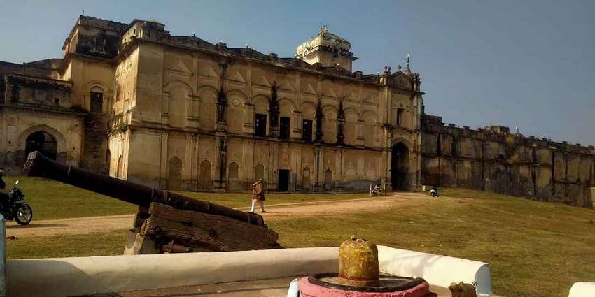 Samthar Fort: A Breathtaking Historical Marvel In Jhansi - TripXL