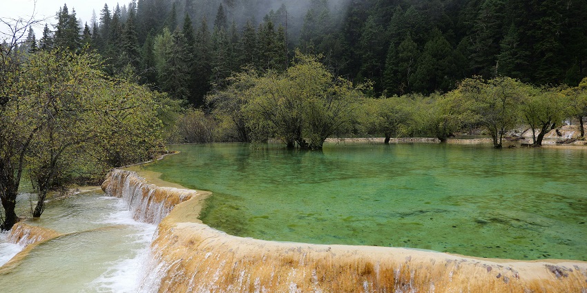 Alaska Waterfalls: A Guide To Nature’s Majestic Cascades - TripXL