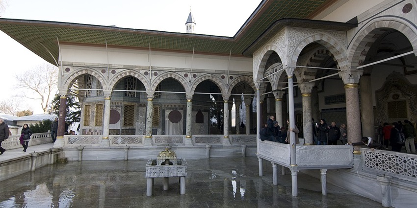 Topkapi Museum: Delve Into History And Insights In Turkey - TripXL