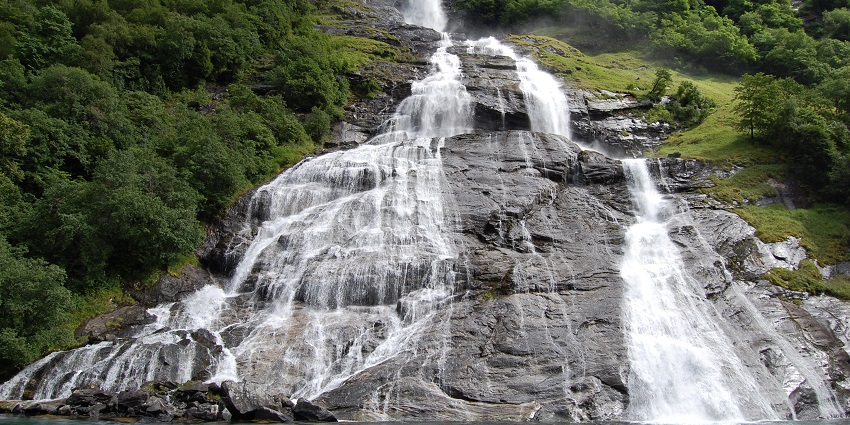 Norway Waterfalls: The Most Spectacular Waterfalls In Norway - TripXL